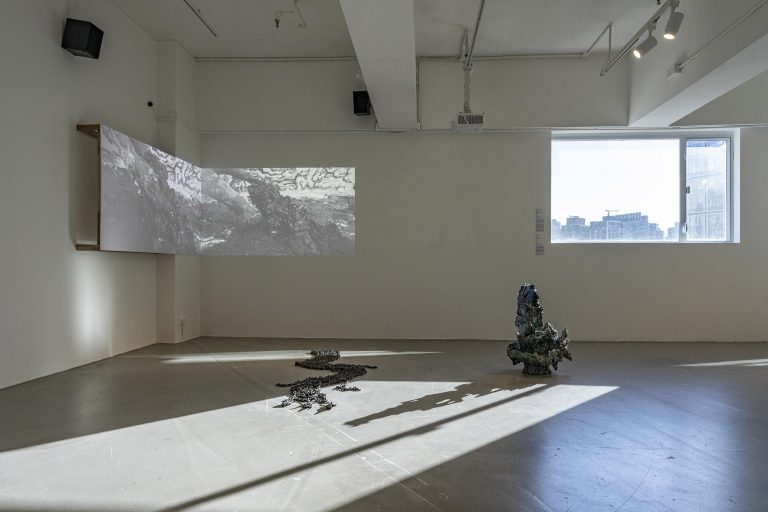 “Liquid Ground” curated by Alvin Li and Junyuan Feng at Para Site, Hong ... “Liquid Ground” curated by Alvin Li and Junyuan Feng at Para Site, Hong ...
